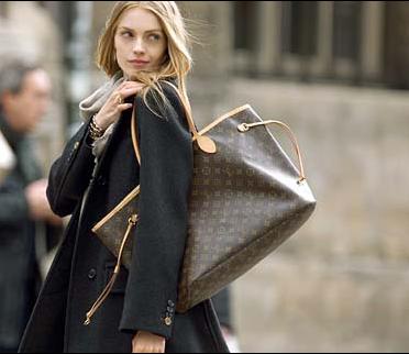 lv包包广告海报,lv广告海报,奢侈品包包海报_大山谷图库